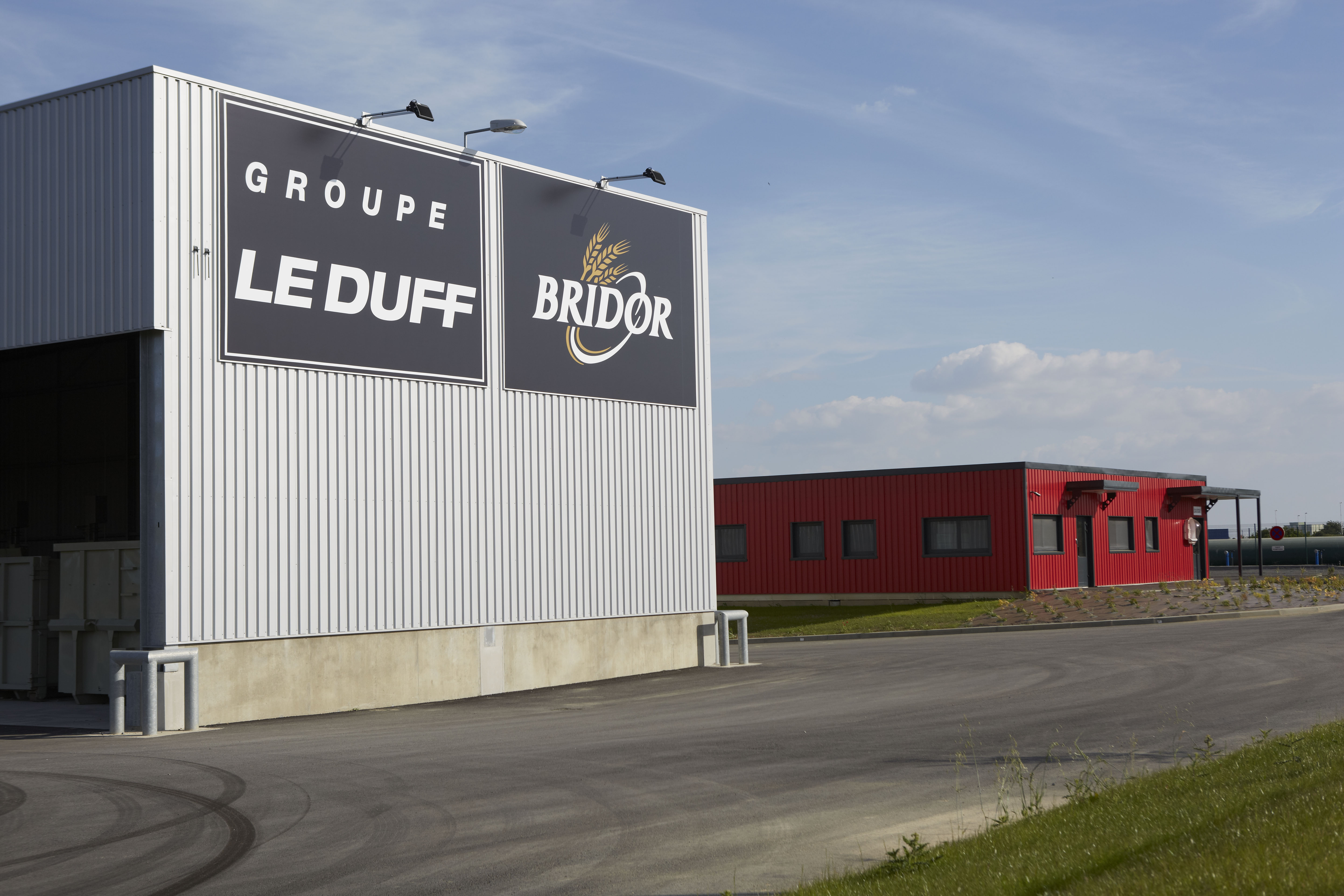 Bridor inaugure son usine à Louverné (53) - Groupe LE DUFF